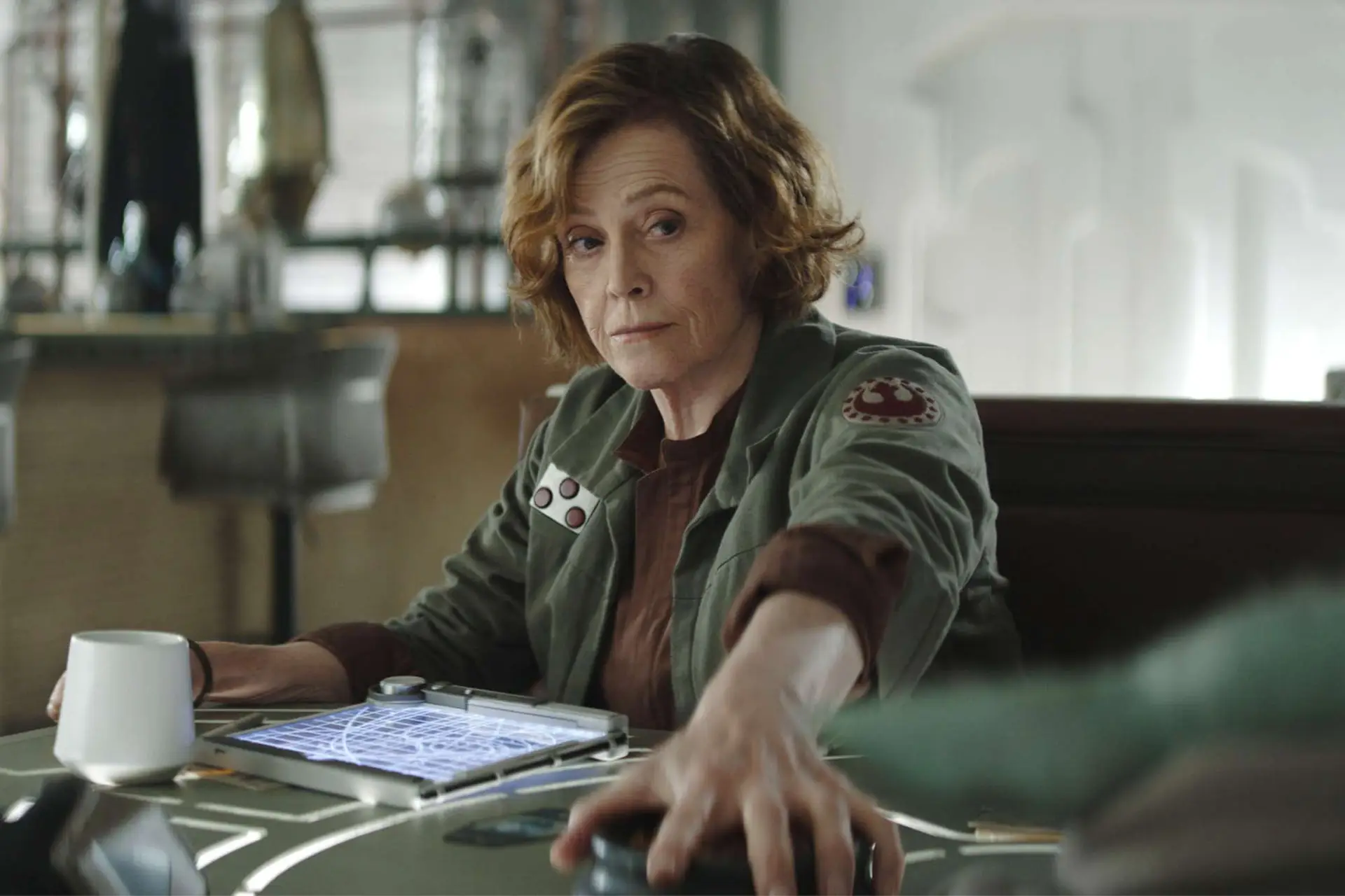 The Mandalorian and Grogu: Sigourney Weaver racconta la sua esperienza ...